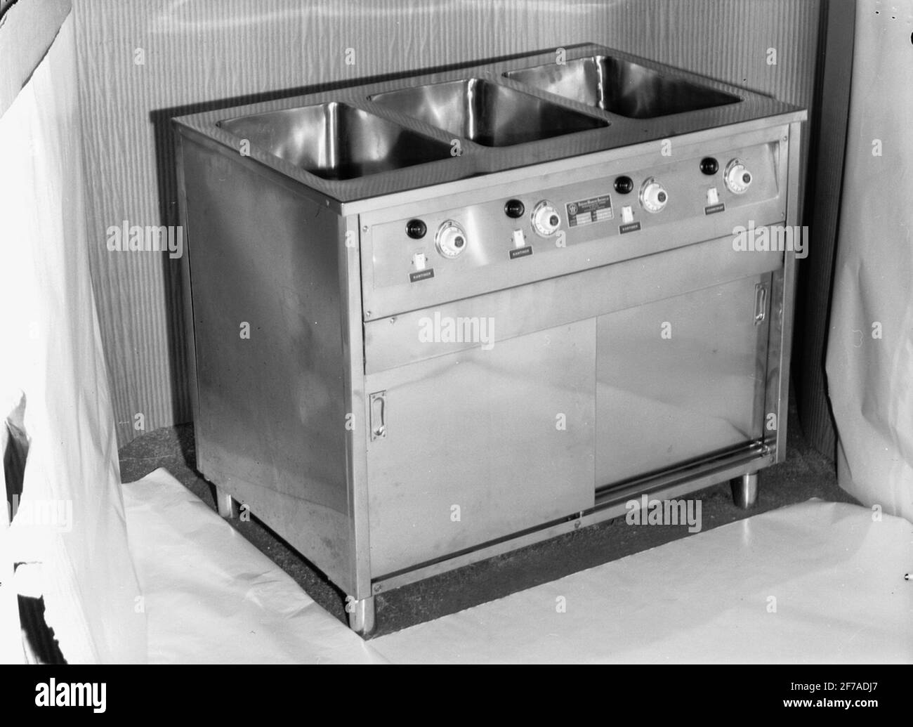 Cooling bench. >> Stock Photo - Alamy