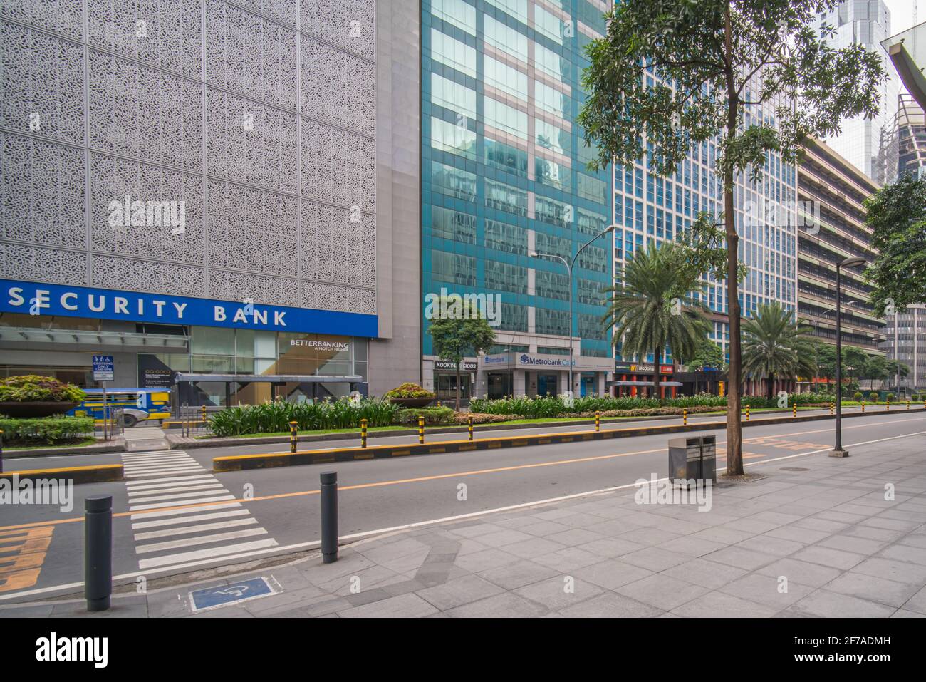 Ayala center manila hi-res stock photography and images - Alamy