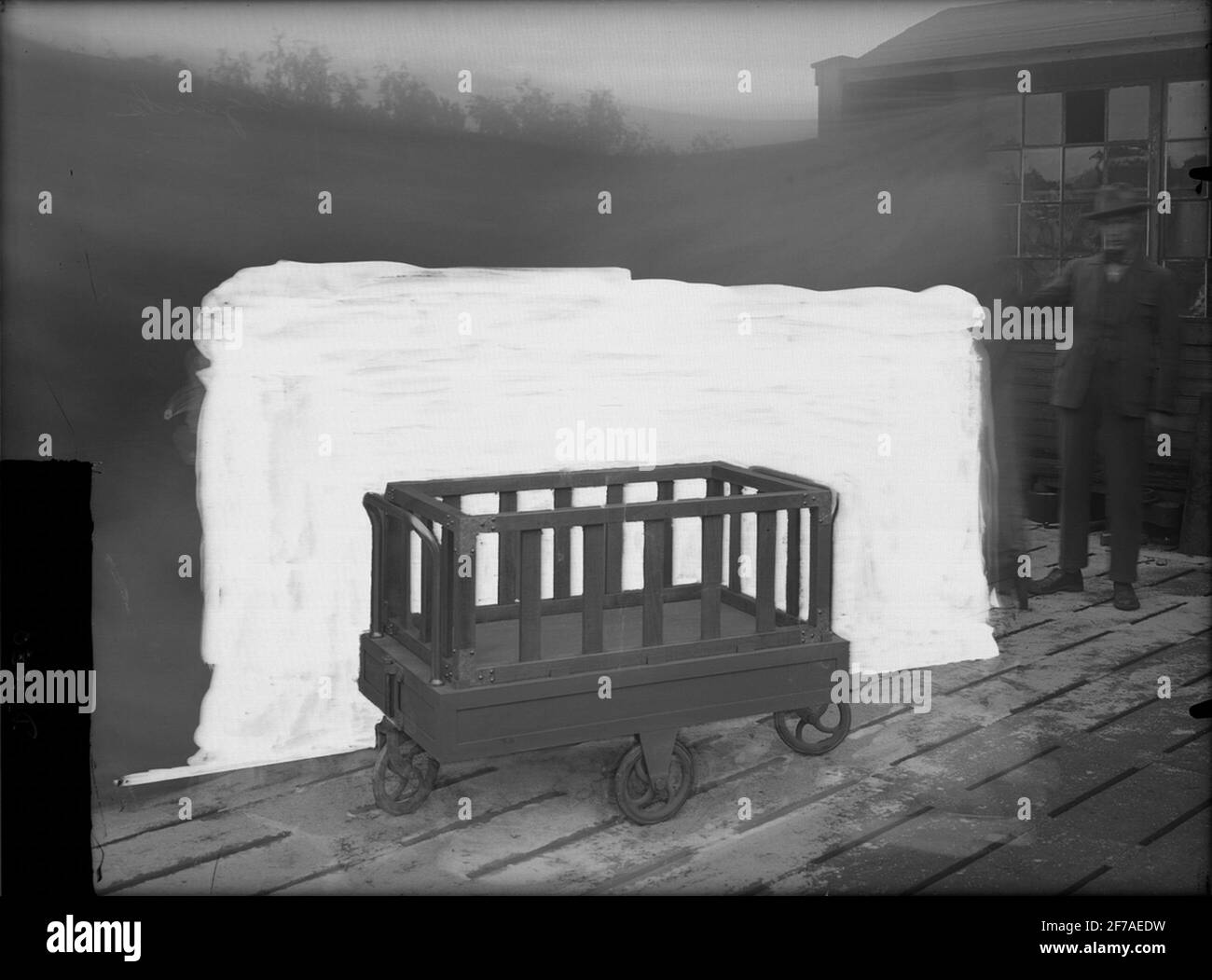 18th century carriage wheels hi-res stock photography and images - Alamy