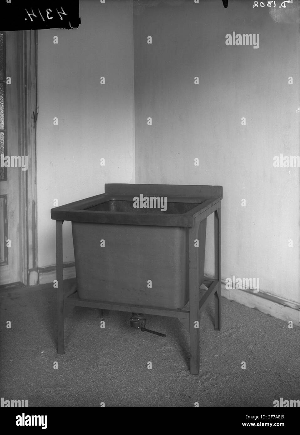 Plumbing structure Black and White Stock Photos & Images - Alamy