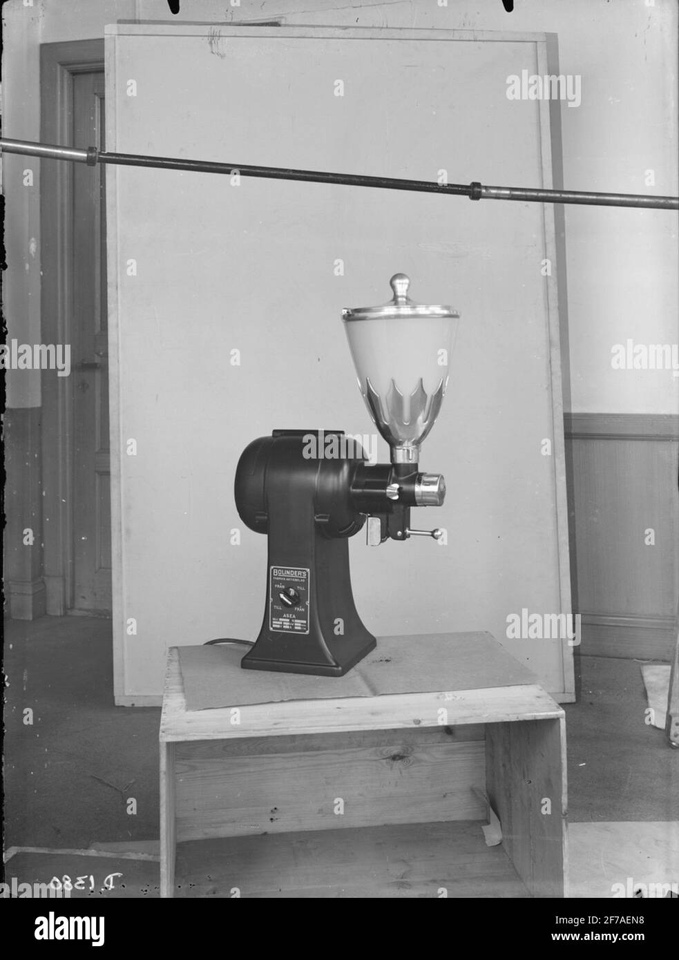 Hand brewing coffee Black and White Stock Photos & Images - Alamy