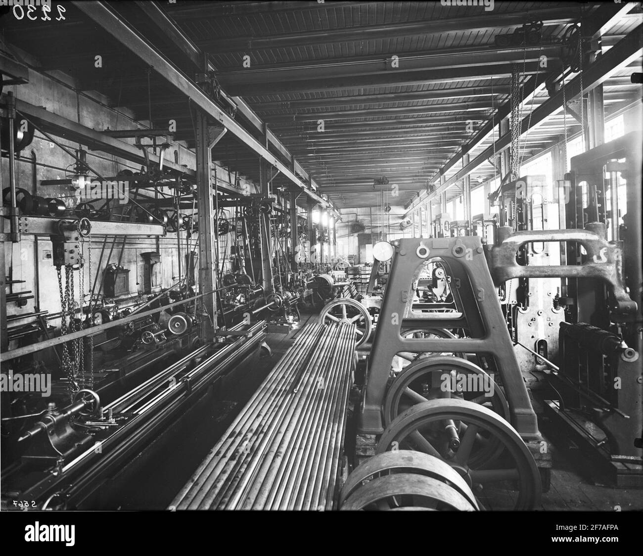 Workshop process Black and White Stock Photos & Images - Alamy