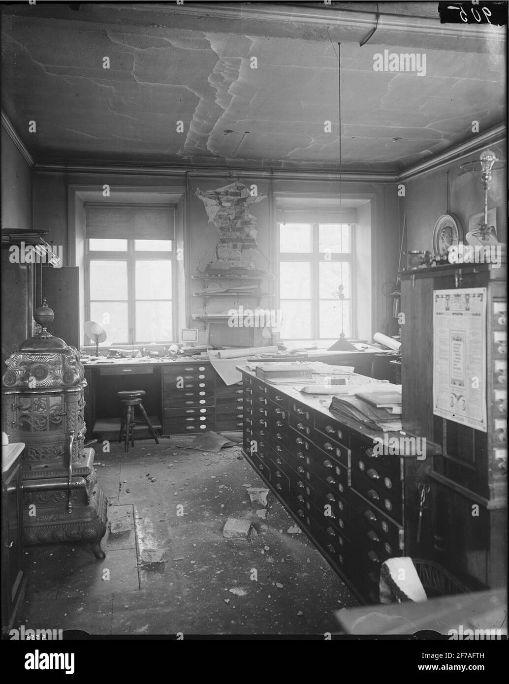Early office tools hi-res stock photography and images - Alamy