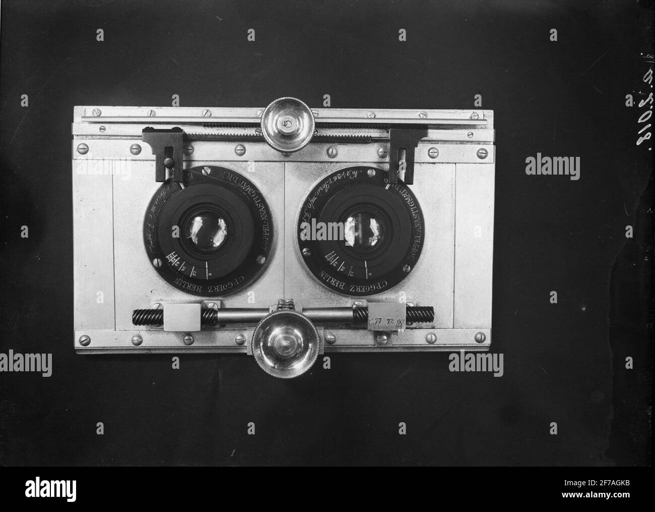 Andrées Camera Use at his North Push in 1897. One front of the camera ...