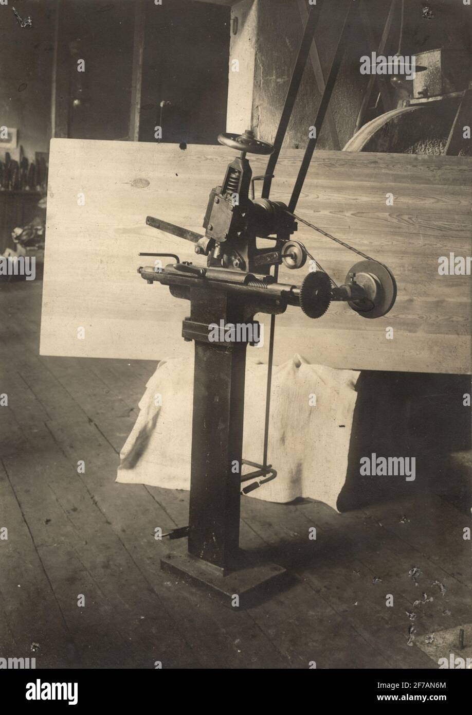 Filing machine, manufactured and use at AB Sweden's United File factory ...