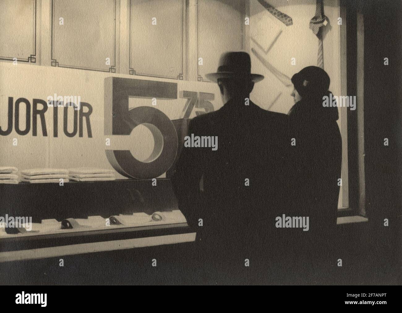 Retail history hi-res stock photography and images - Alamy