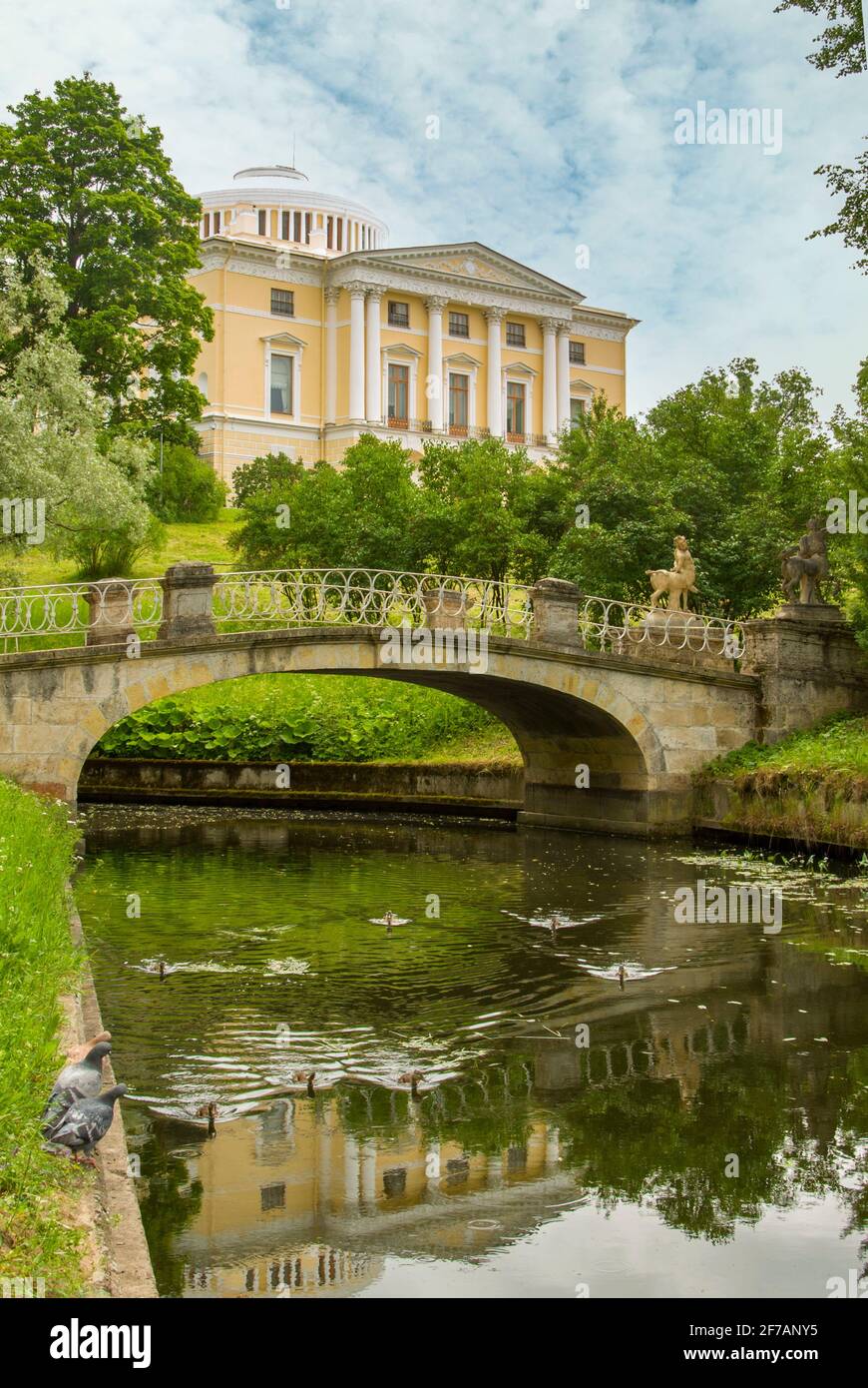 Pavlovsk palace st petersburg russia hi-res stock photography and ...