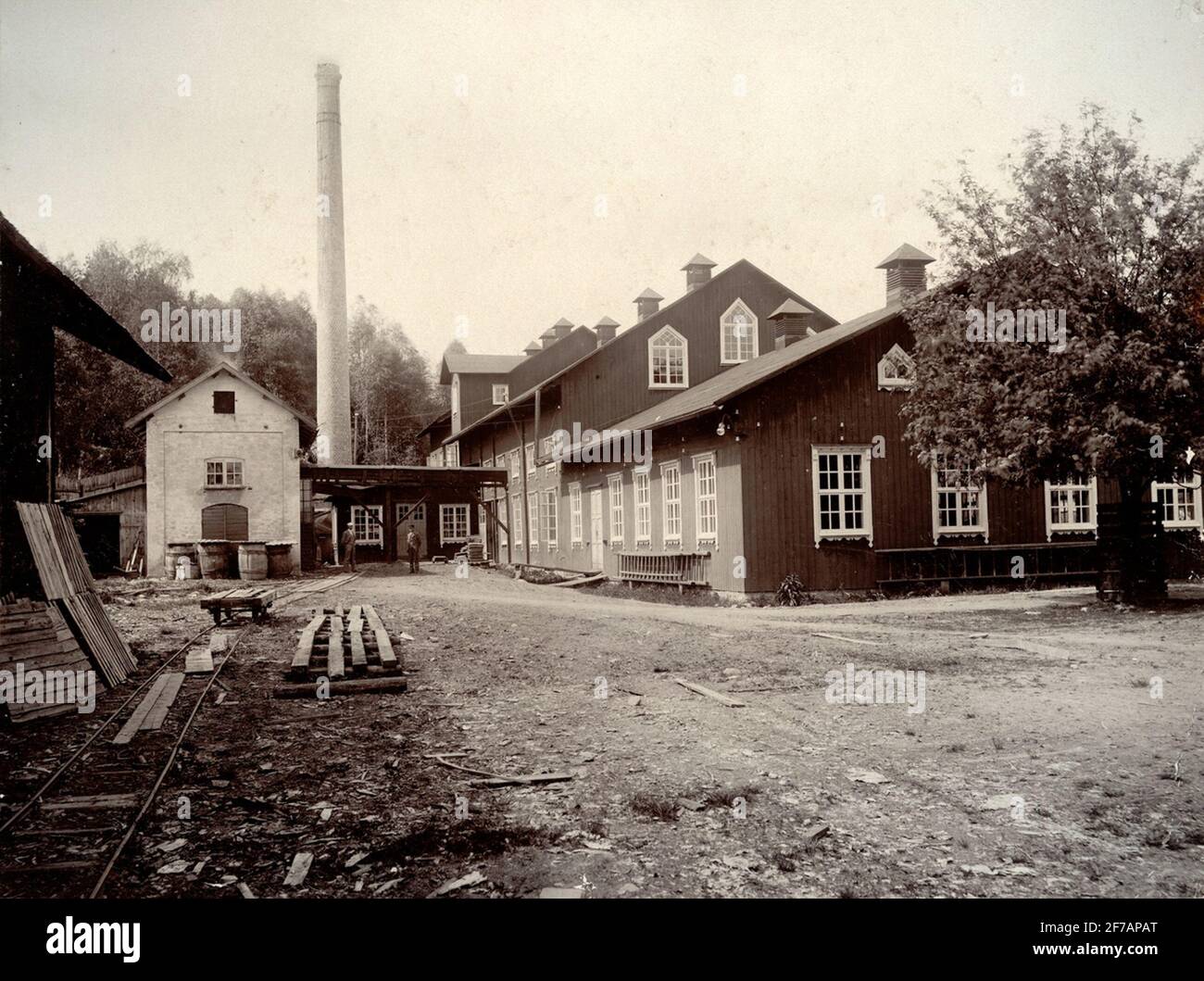 Paper mill history workers hi-res stock photography and images - Alamy
