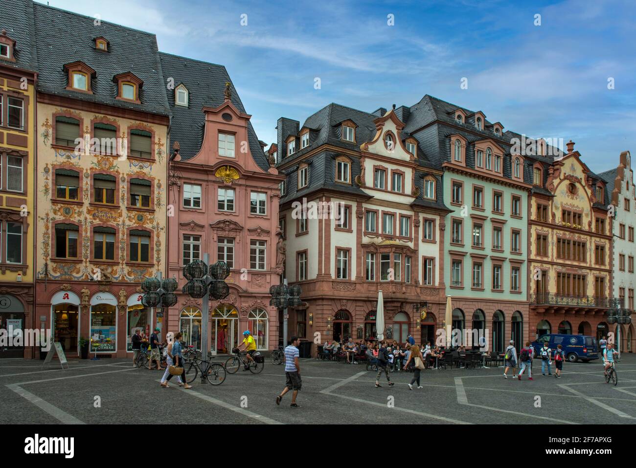 Mainz buildings hi-res stock photography and images - Alamy