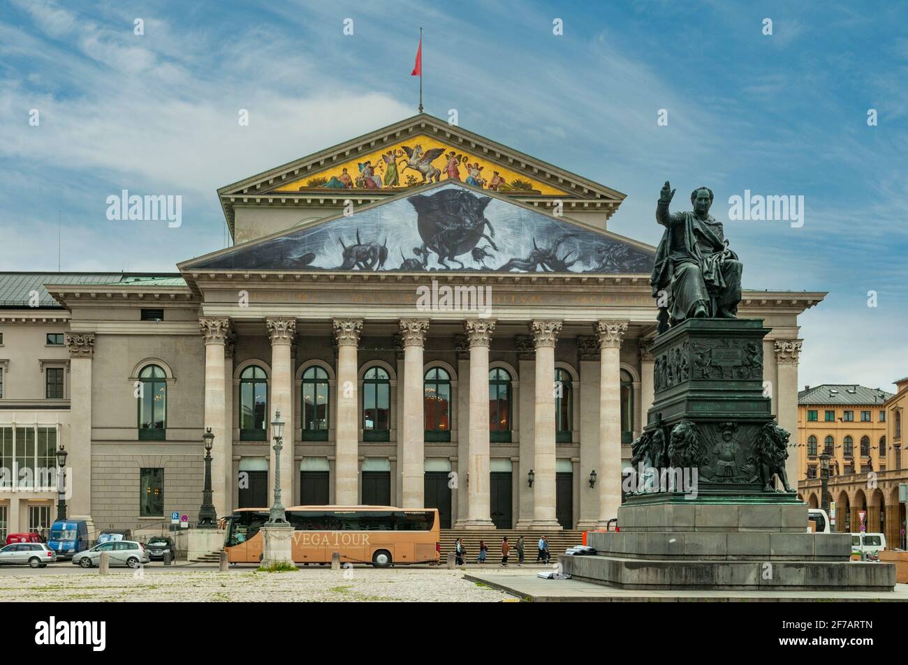 Historic old opera house hi-res stock photography and images - Alamy