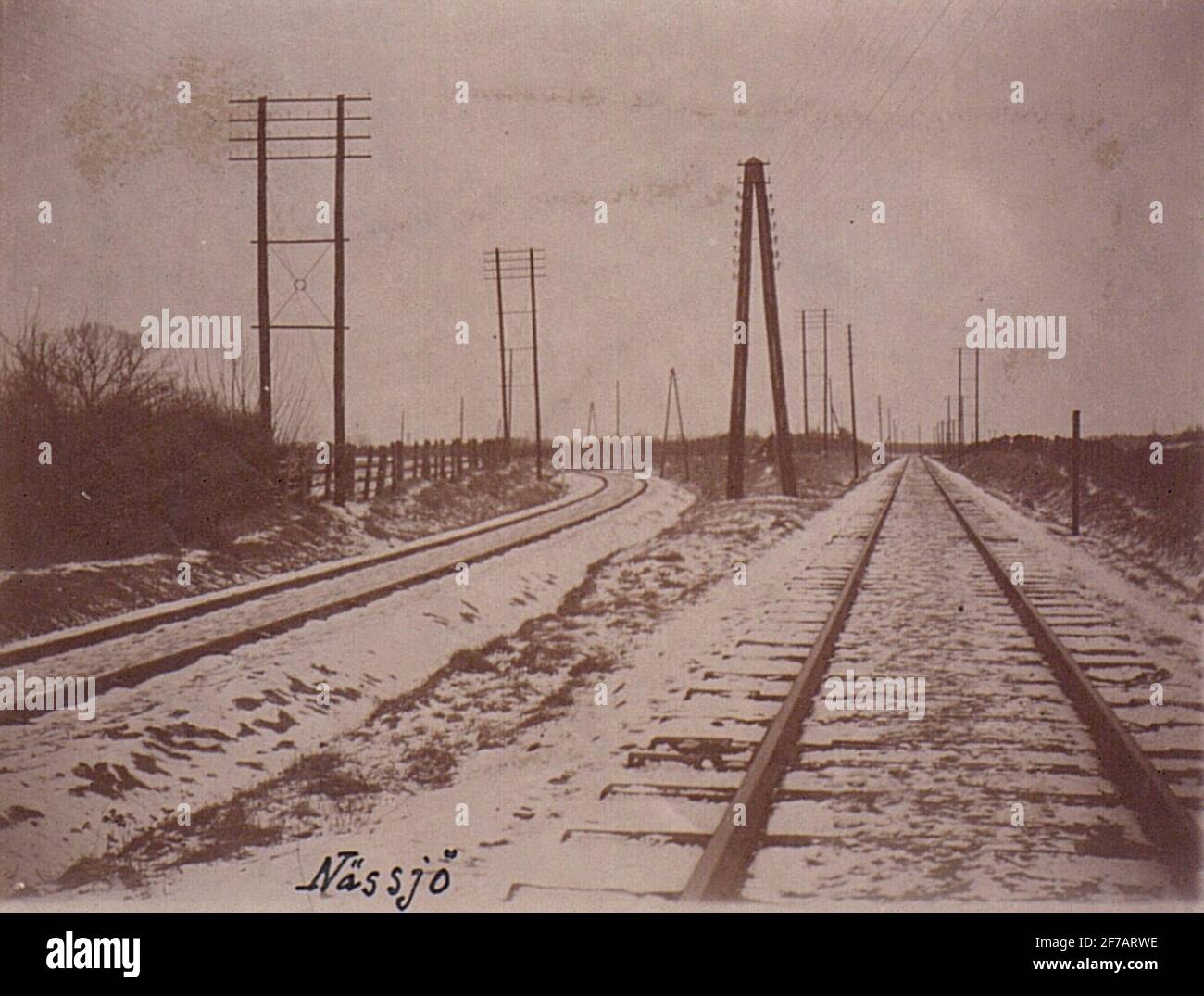 Telephone lines 1900 hi-res stock photography and images - Alamy