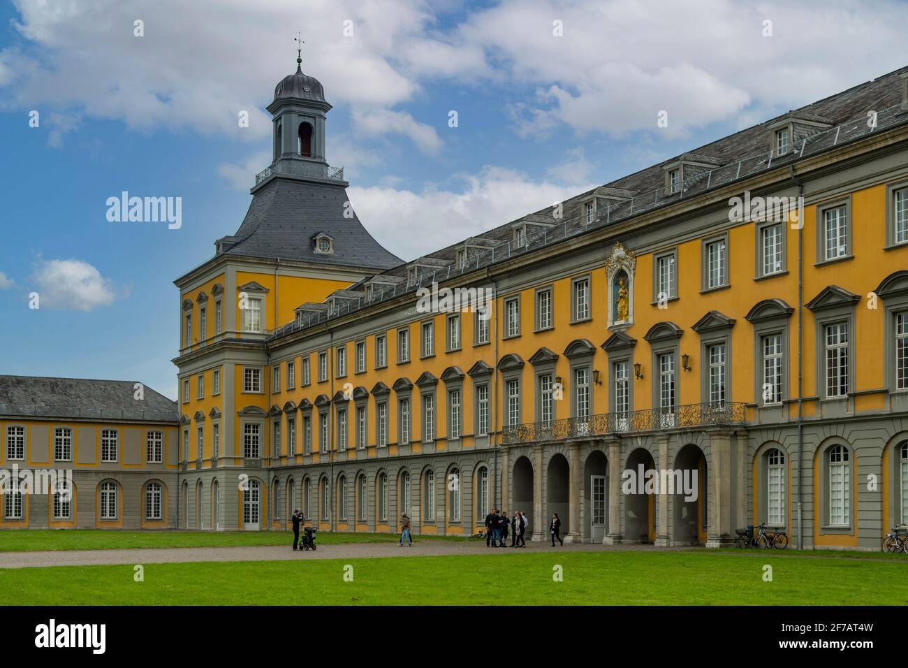 Old north building hi-res stock photography and images - Alamy
