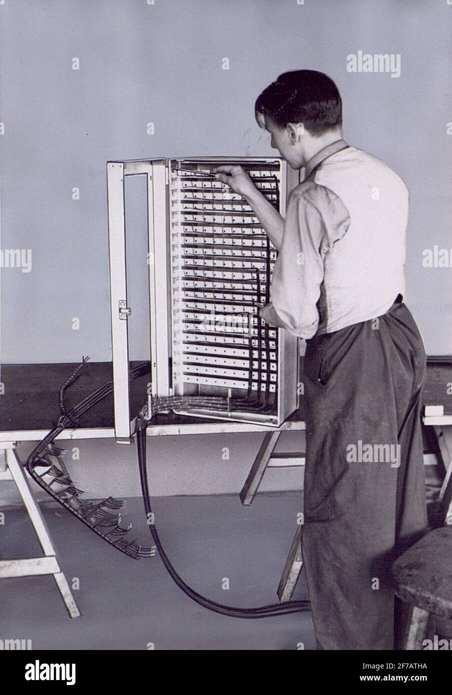 Functional cables hi-res stock photography and images - Alamy