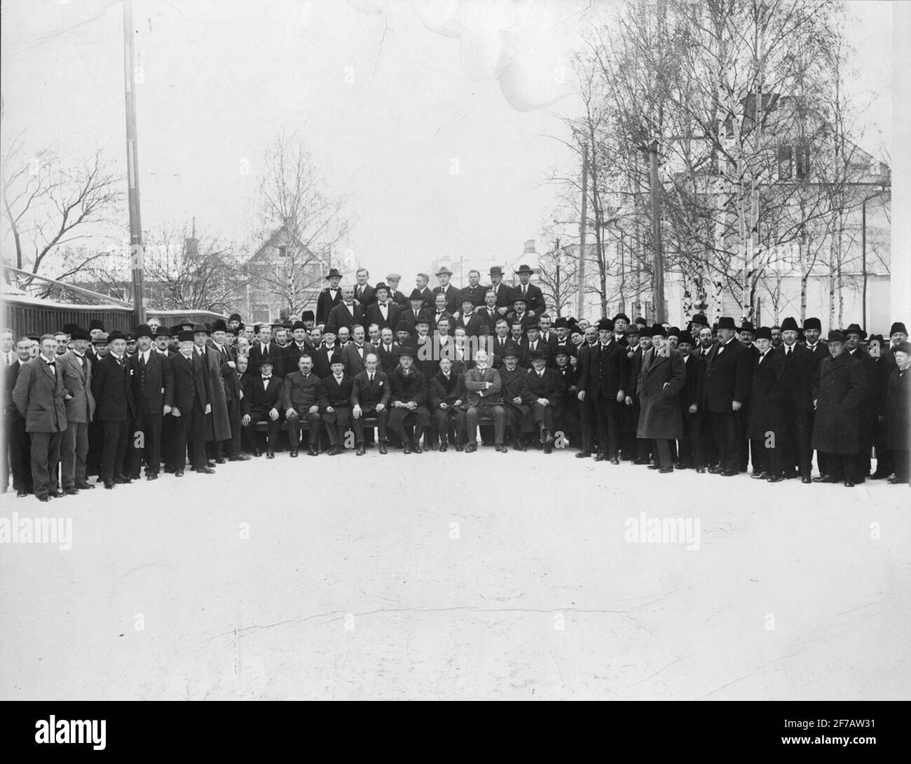 November 1925 hi-res stock photography and images - Alamy