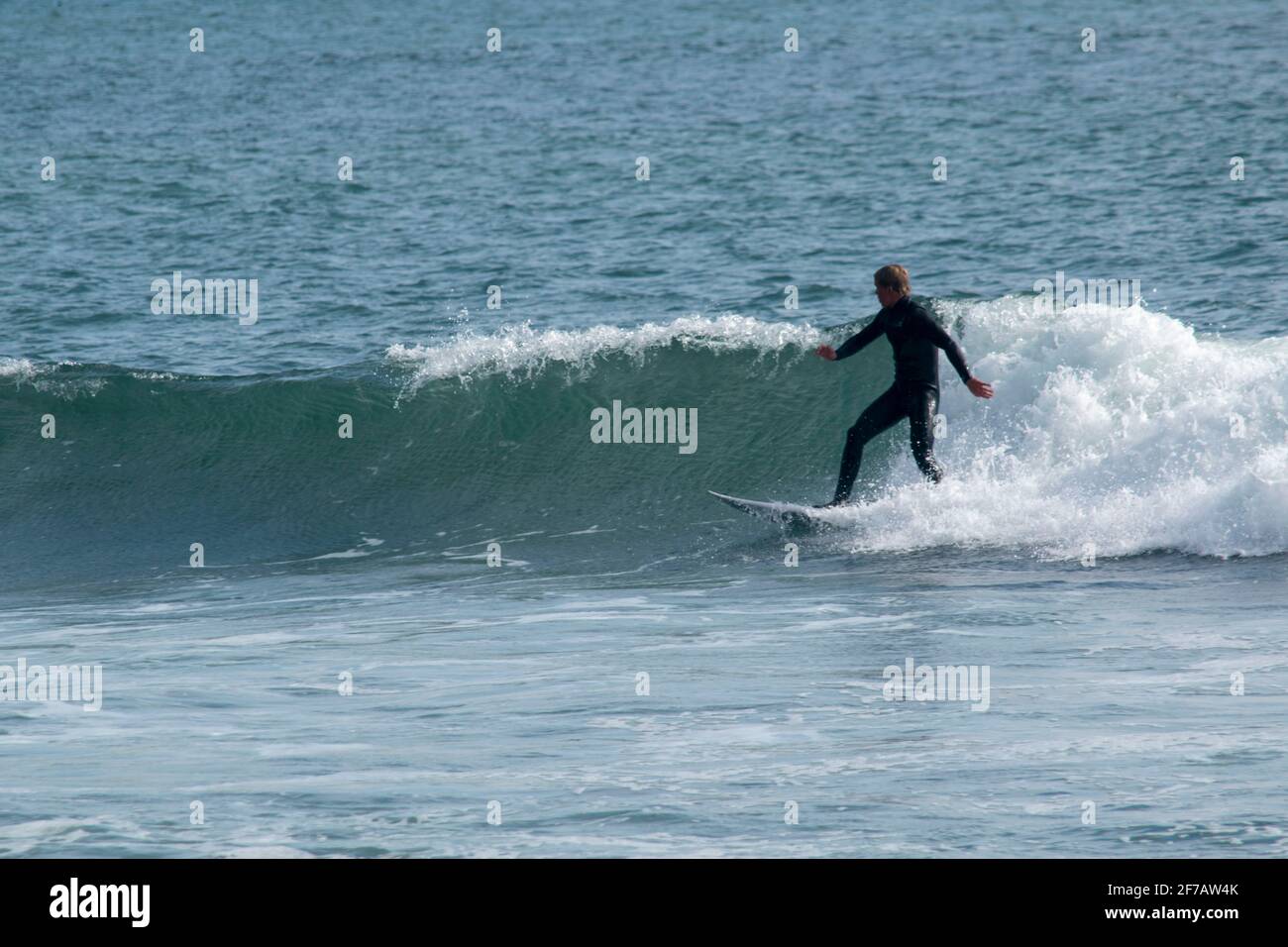 The waves at Rodeo Beach in the Marin Headlands in the Bay Area of ...