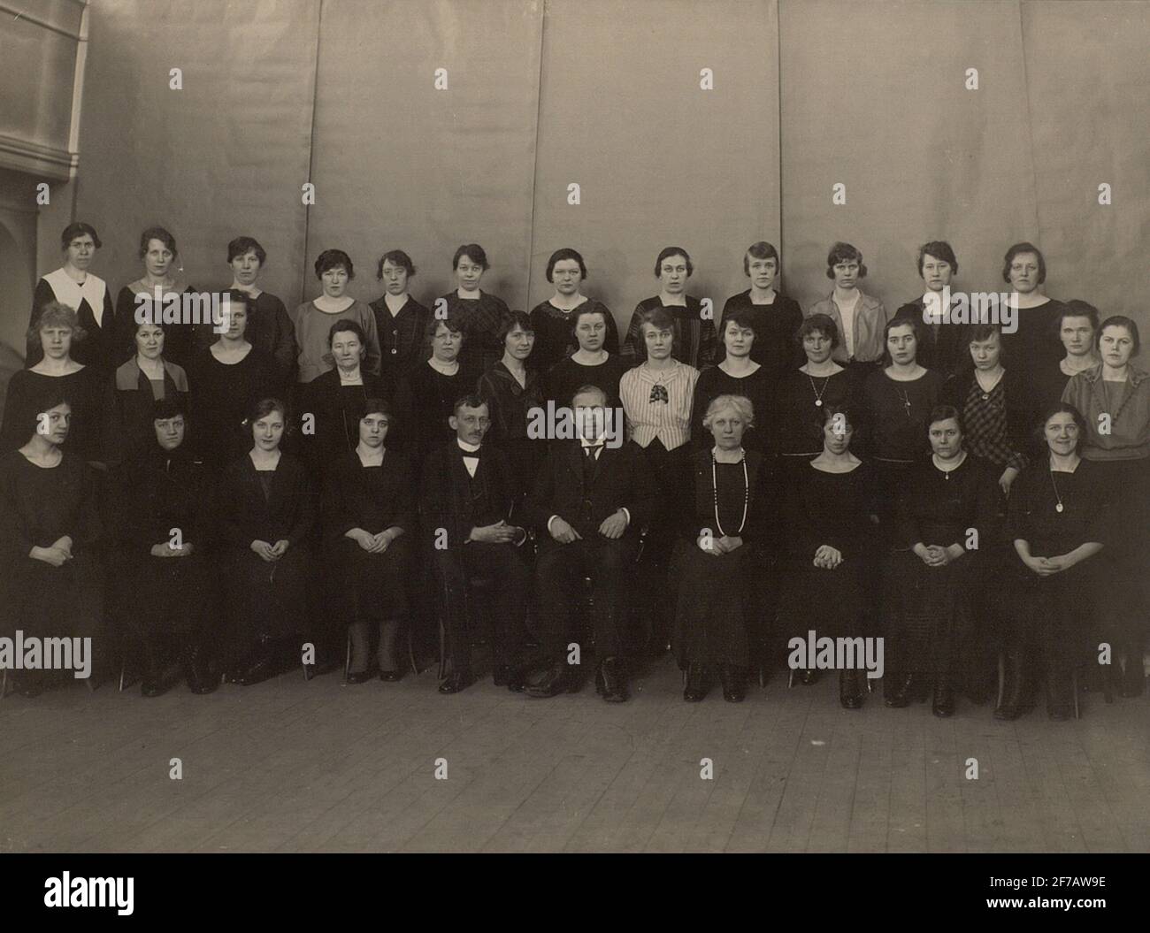 Telephone exchange workers in hi-res stock photography and images - Alamy