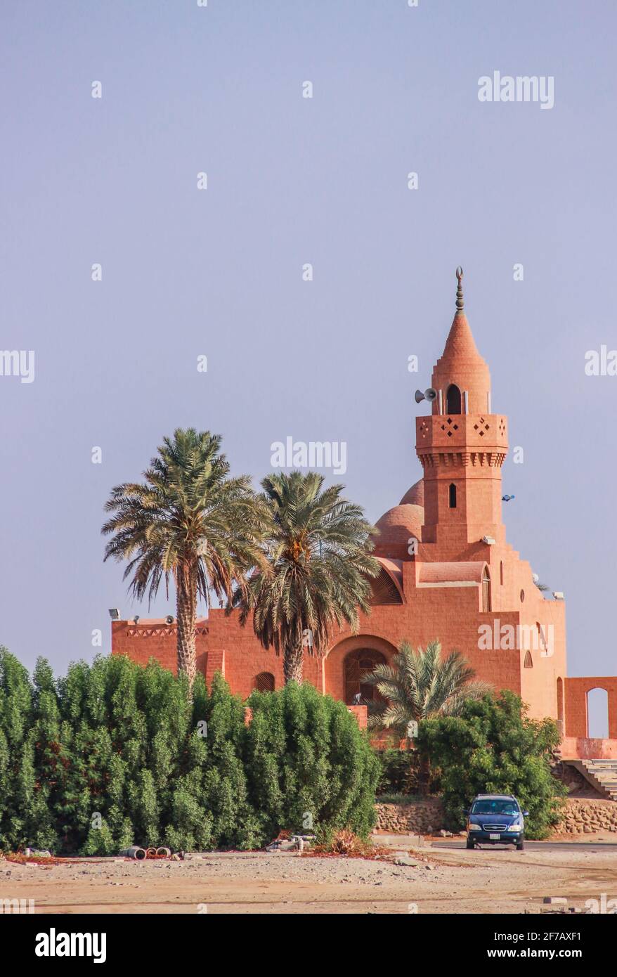 ruwais mosque in jeddah saudi arabia Stock Photo - Alamy