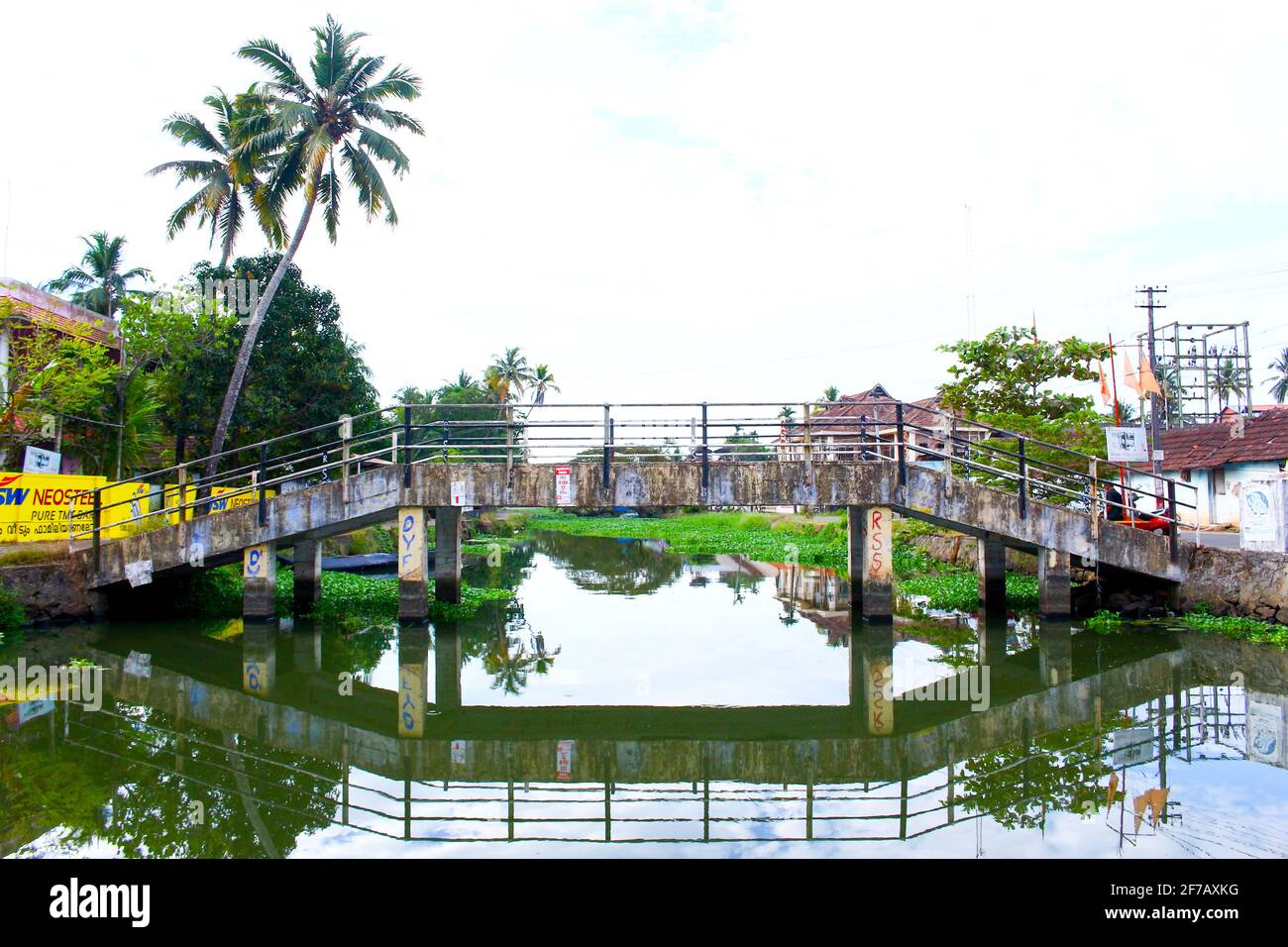 alleppey kerala backwaters pictures Stock Photo - Alamy