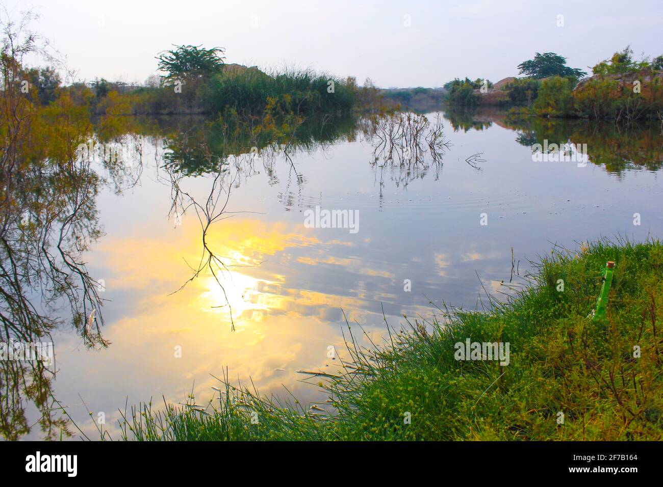 desert lake in taif saudi arabia Stock Photo - Alamy