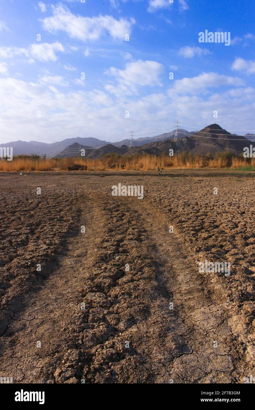 dry land in saudi arabia Stock Photo - Alamy