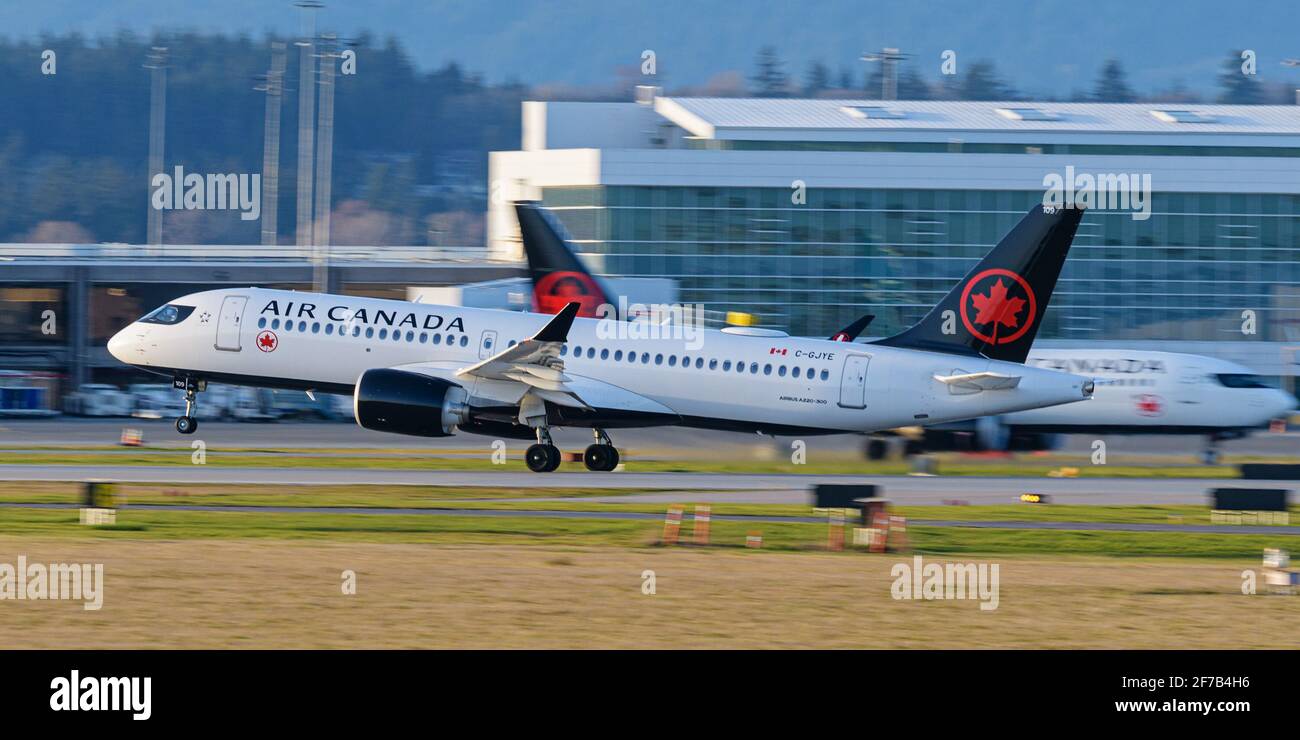 Richmond, British Columbia, Canada. 5th Apr, 2021. An Air Canada Airbus ...