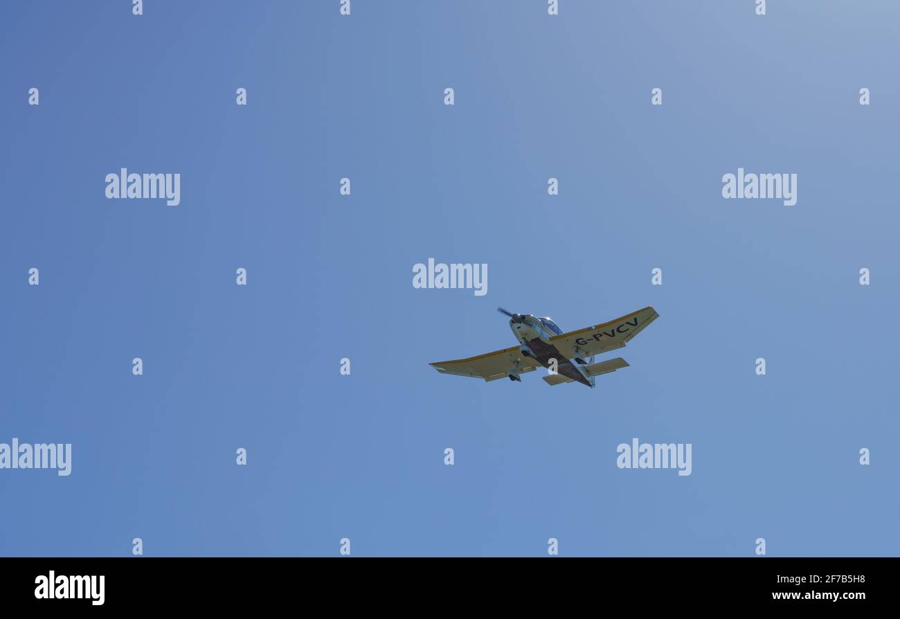Pilot wing aircraft hi-res stock photography and images - Alamy