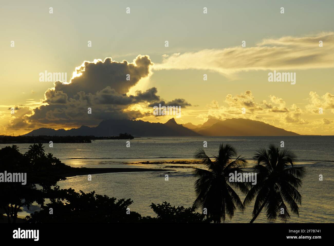 Mahina hi-res stock photography and images - Alamy