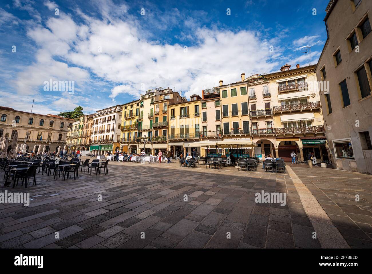 Piazza dei Signori (square of the lords) or della Signoria, beautiful ...