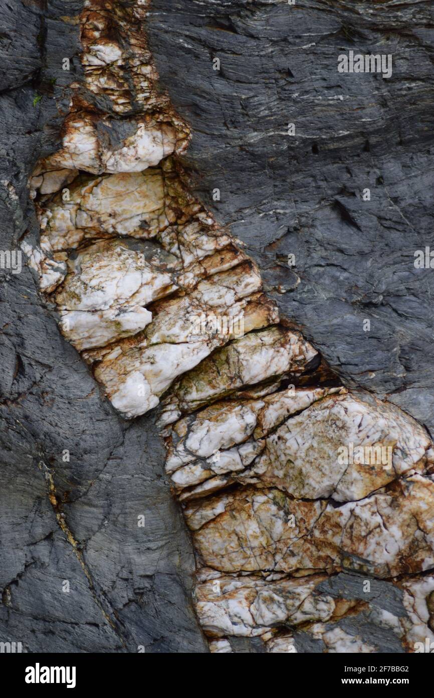 Veined rock hi-res stock photography and images - Alamy