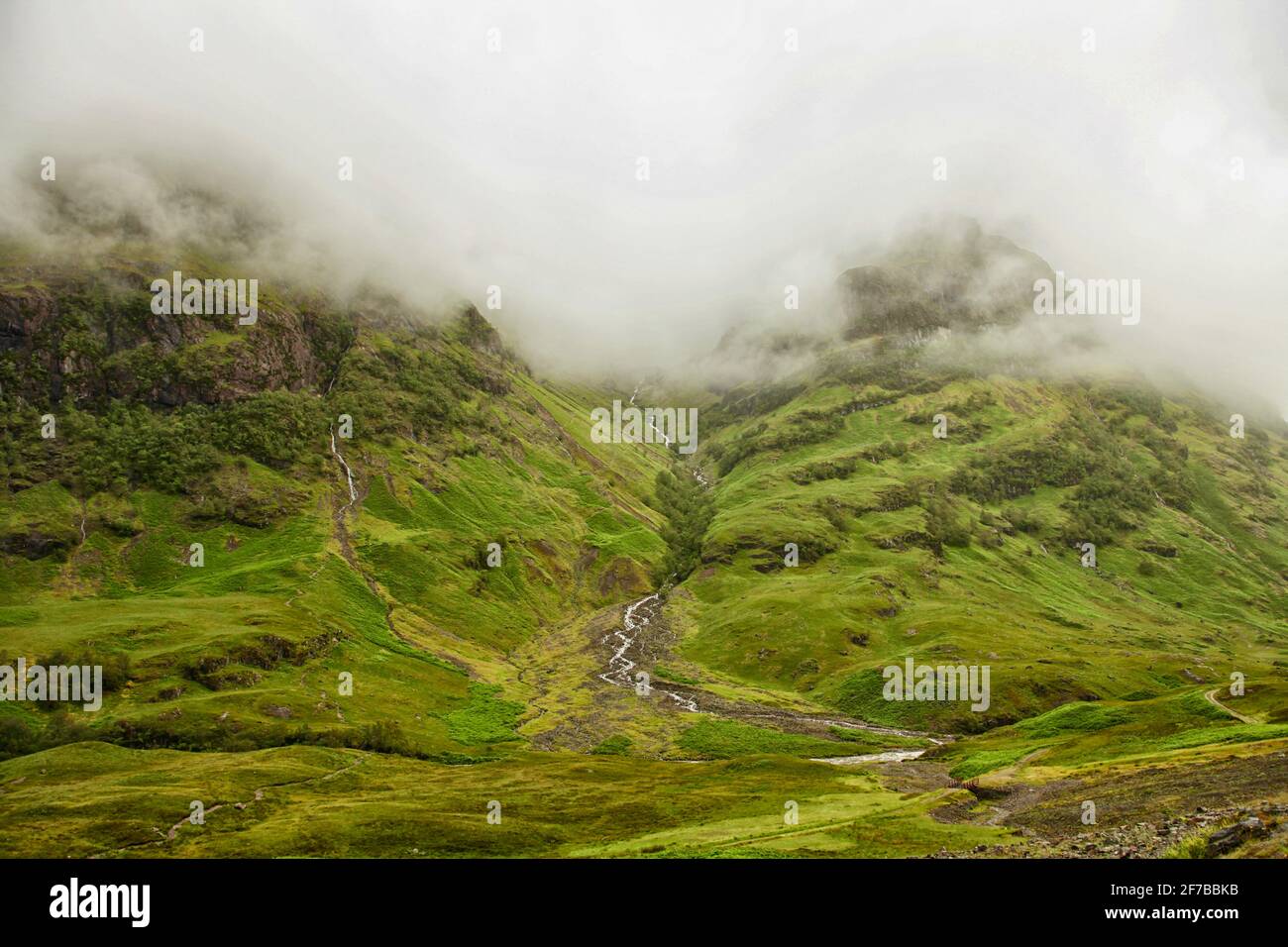 Mist fog waterfall hi-res stock photography and images - Alamy