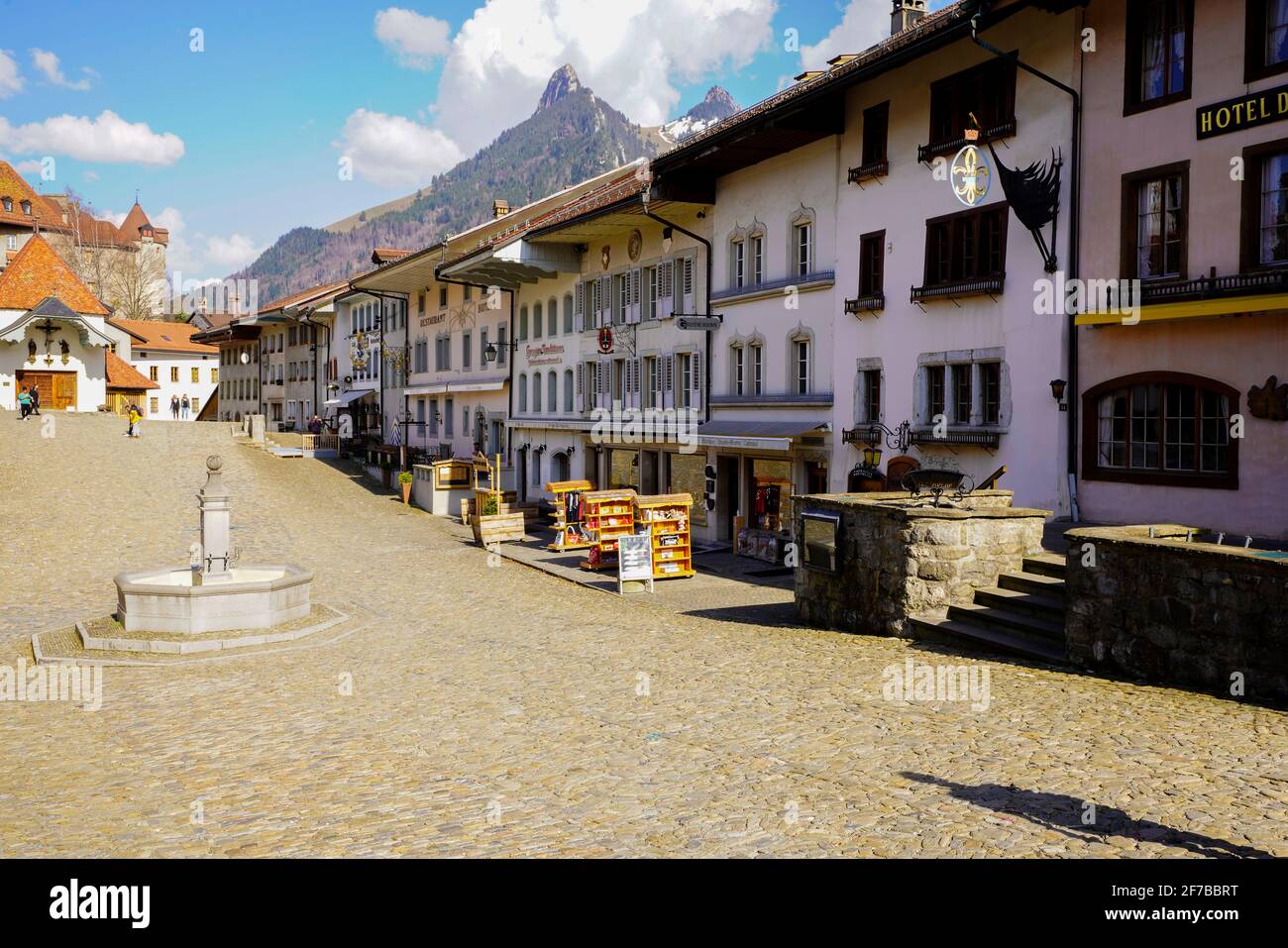 Medieval swiss town hi-res stock photography and images - Alamy