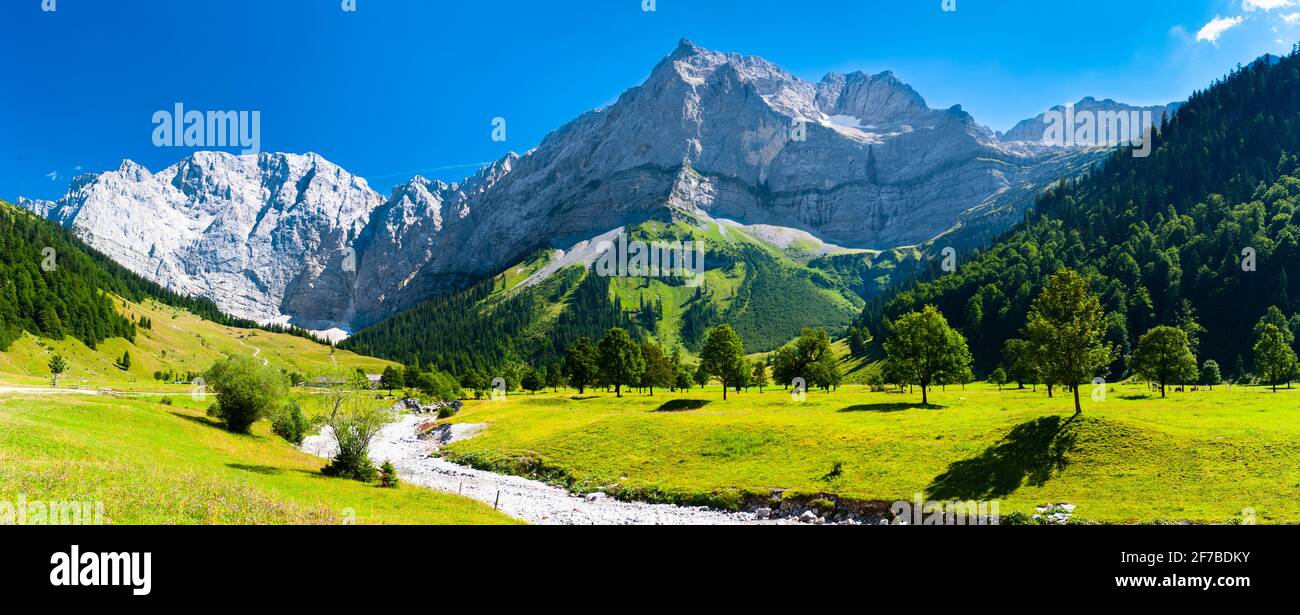Beautiful panoramic landscape hi-res stock photography and images - Alamy
