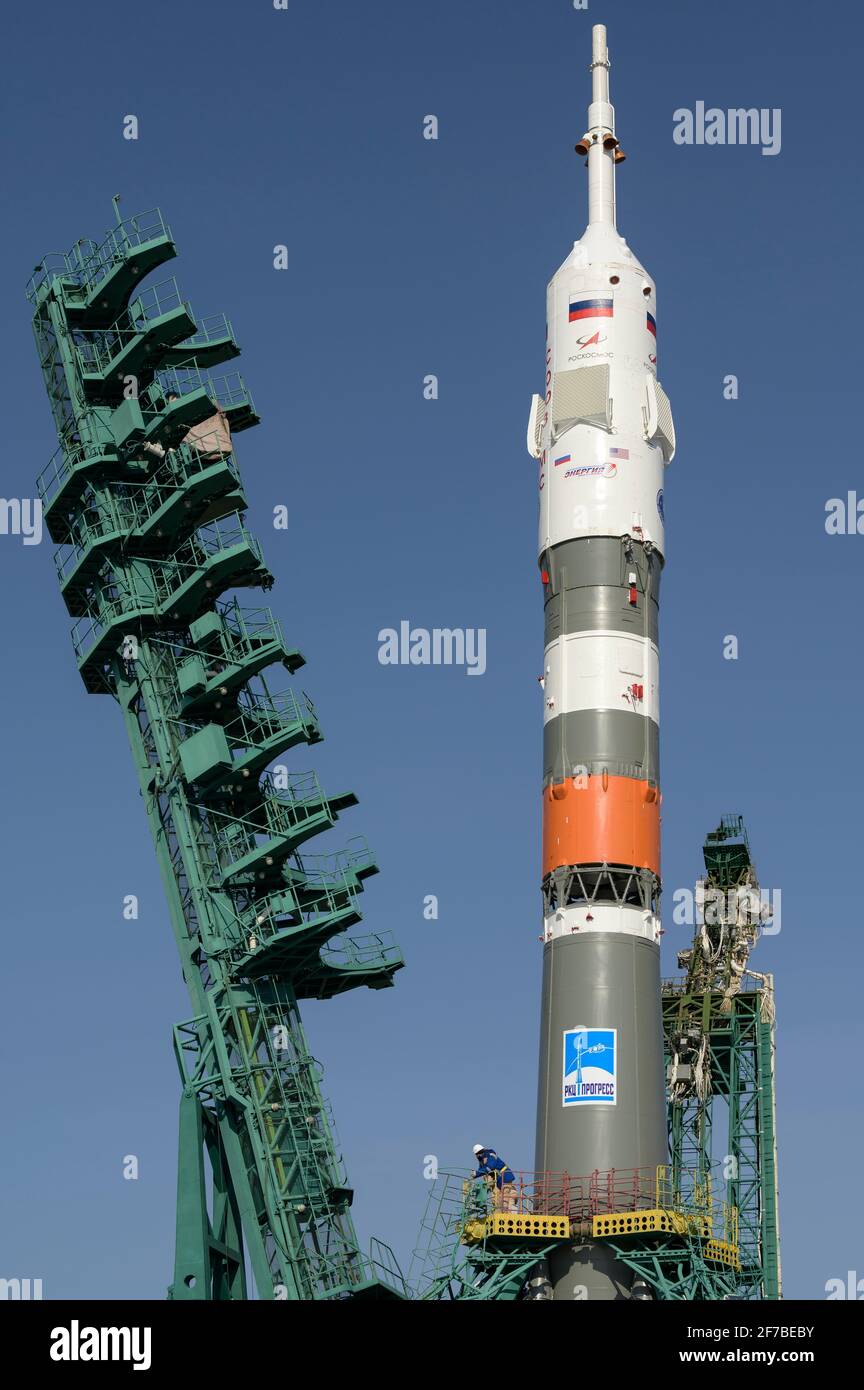 Expedition 65 launch hi-res stock photography and images - Alamy