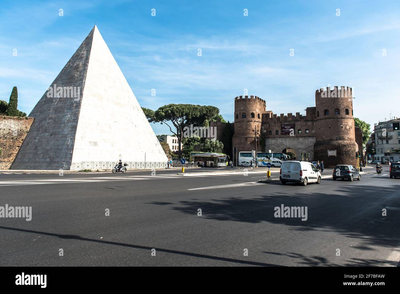 Pyramid of Cestius, Sepulchrum C. Cestii, Cimitero Acattolico, Non ...