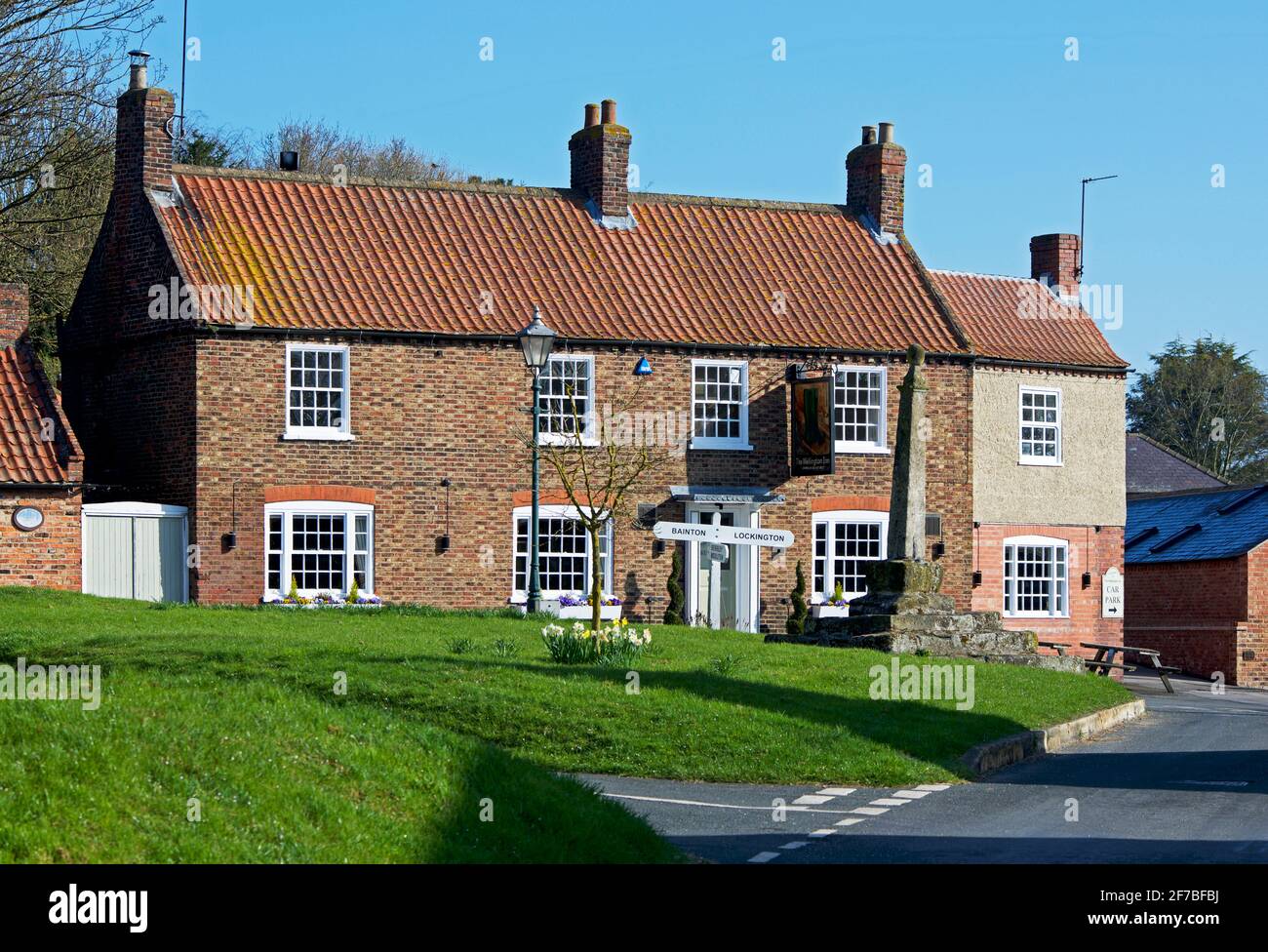 The Wellington Inn, in the village of Lund, East Yorkshire, England UK ...