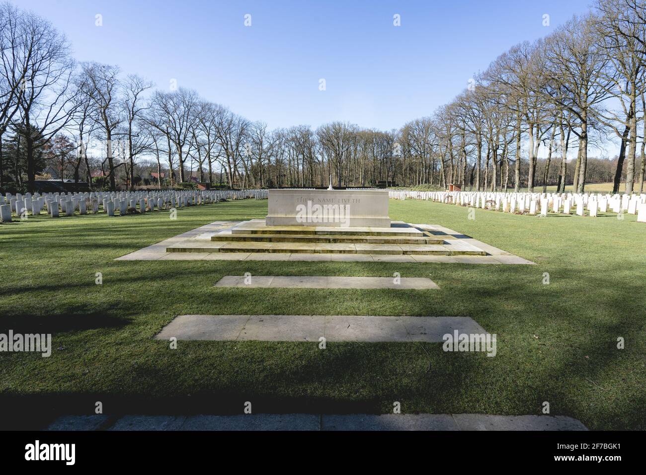 Oosterbeek war cemetery netherlands graves hi-res stock photography and ...