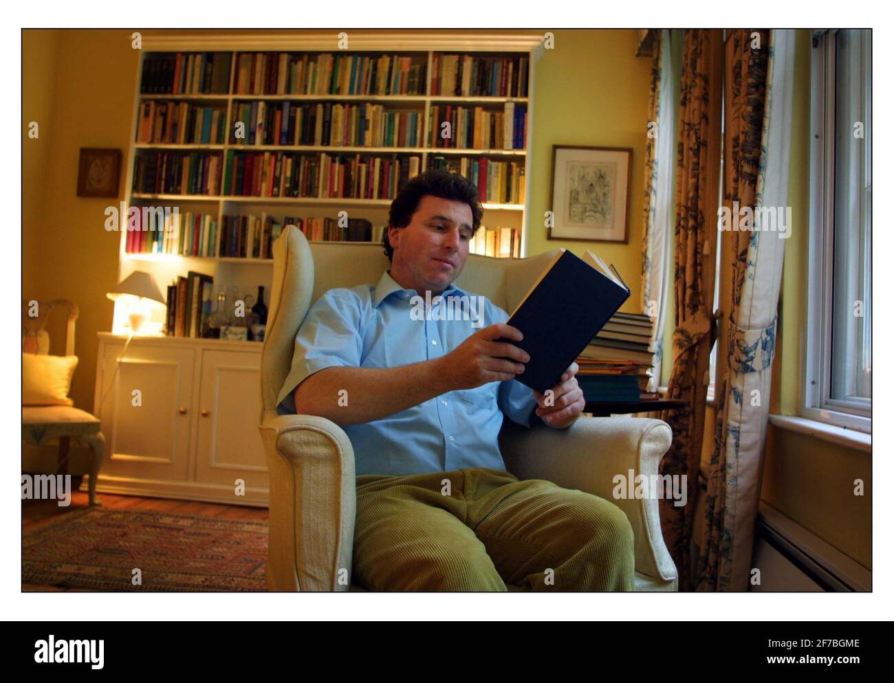 Oliver Letwin at home in London.pic David Sandison 7/10/2001 Stock ...