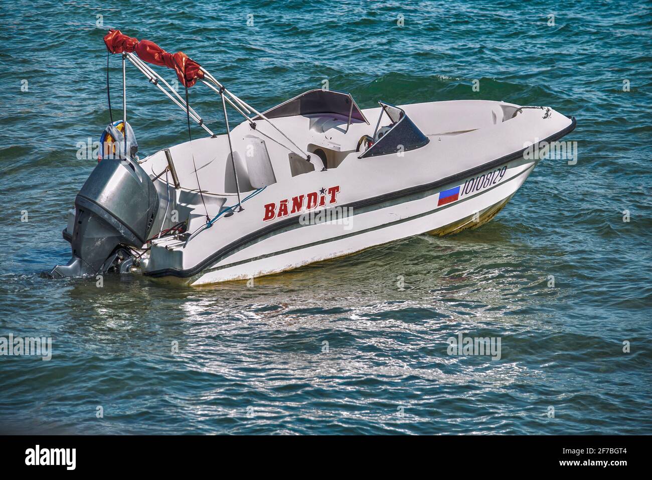 Aerial view side view luxury ship at sea hi-res stock photography and ...