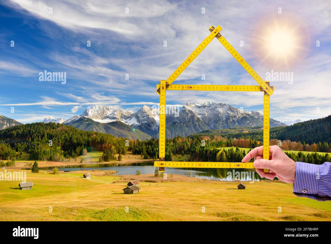 Living with nature hi-res stock photography and images - Alamy