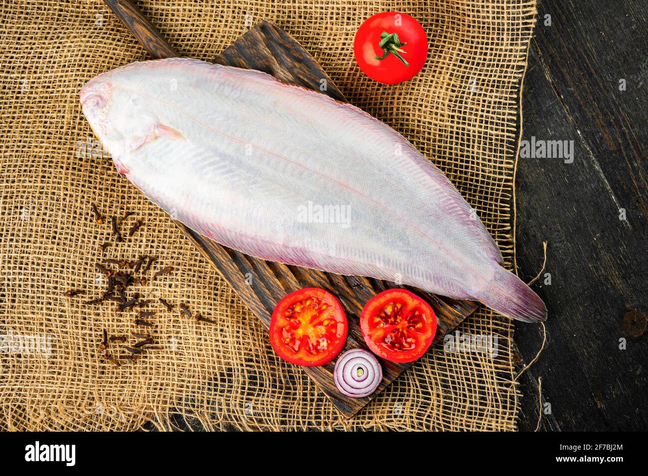 Whole lemon sole hi-res stock photography and images - Alamy