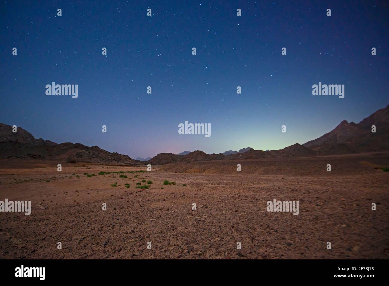 Barren landscape at night hi-res stock photography and images - Alamy