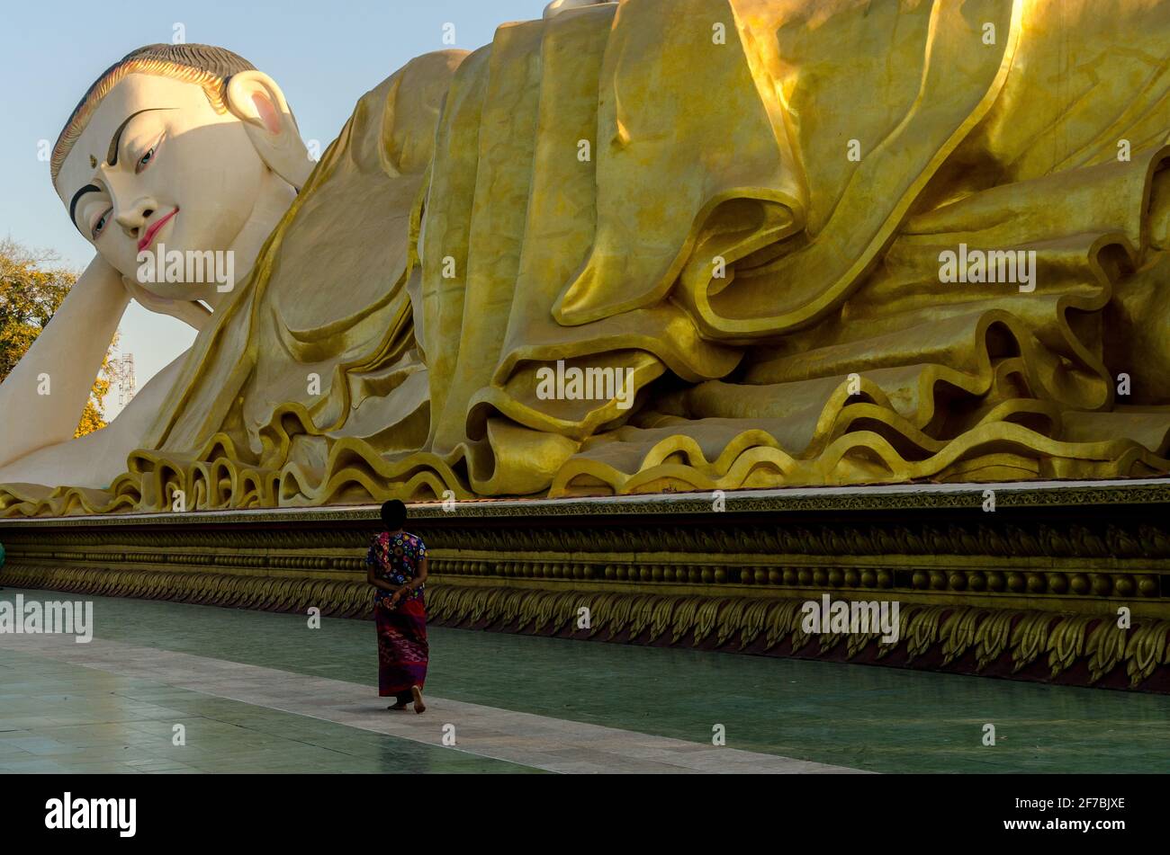 Shwethalyaung Reclining Buddha Statue, Bago, Myanmar Stock Photo - Alamy