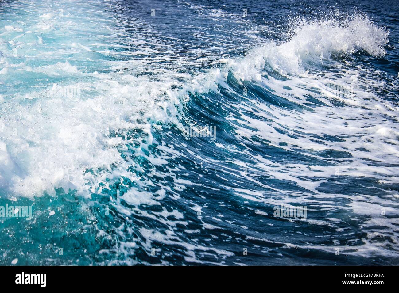 water waves backgrounds Stock Photo - Alamy