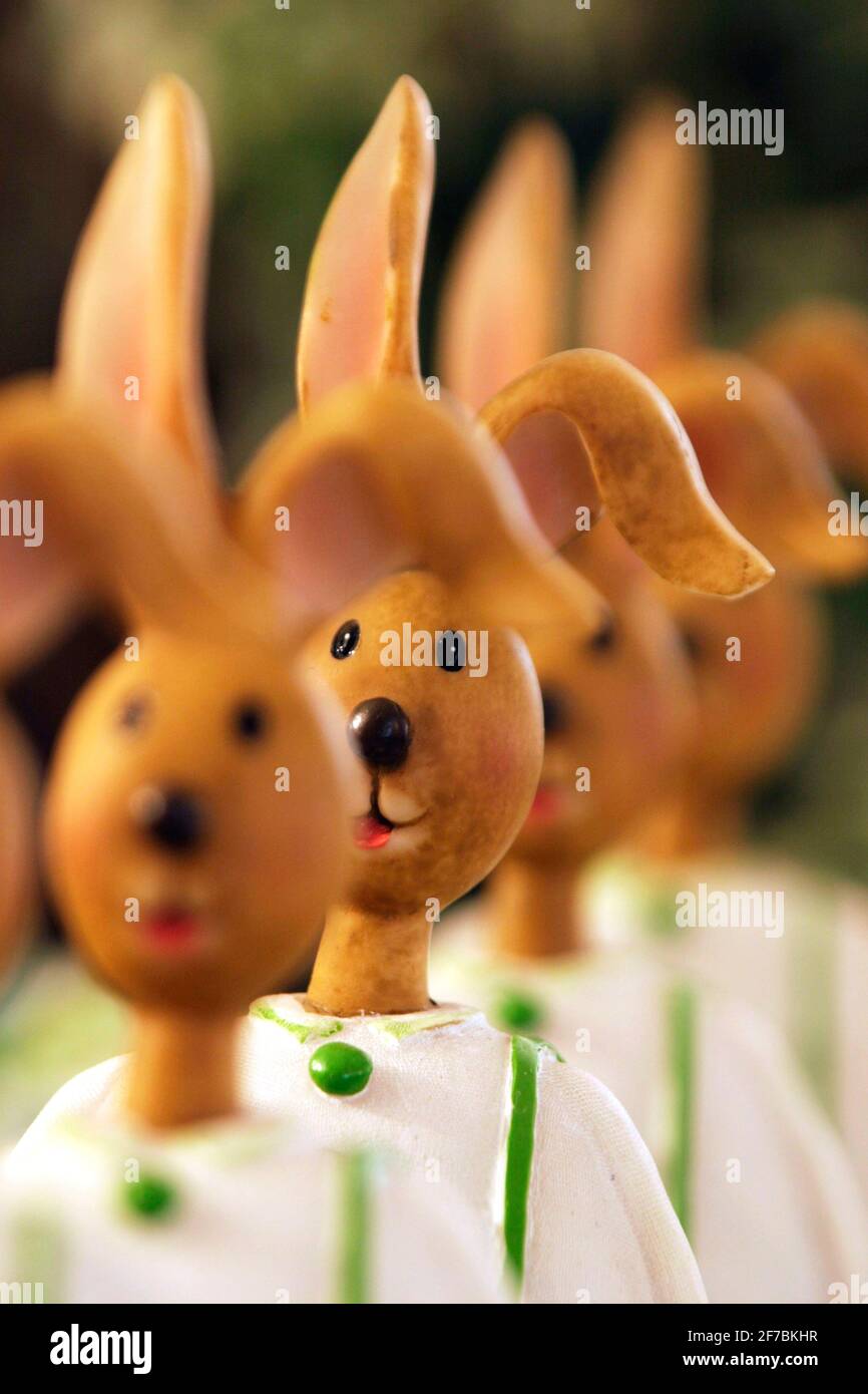 Bunnies many hi-res stock photography and images - Alamy