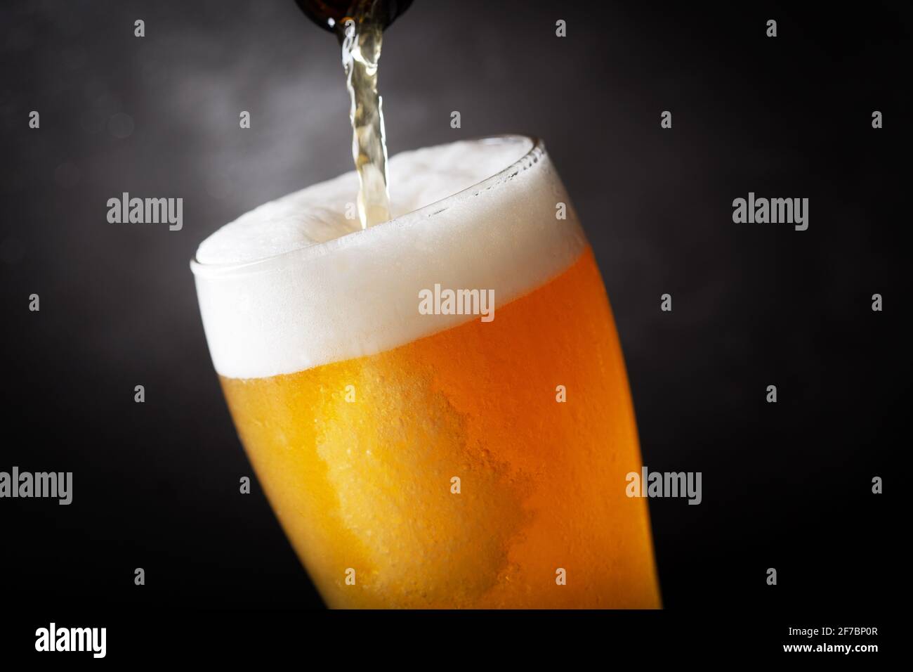 Bottle dark beer drops hi-res stock photography and images - Alamy