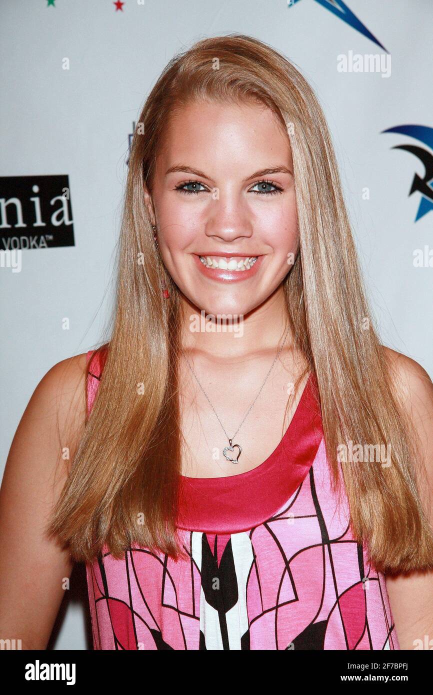 Kristen Alderson Hot