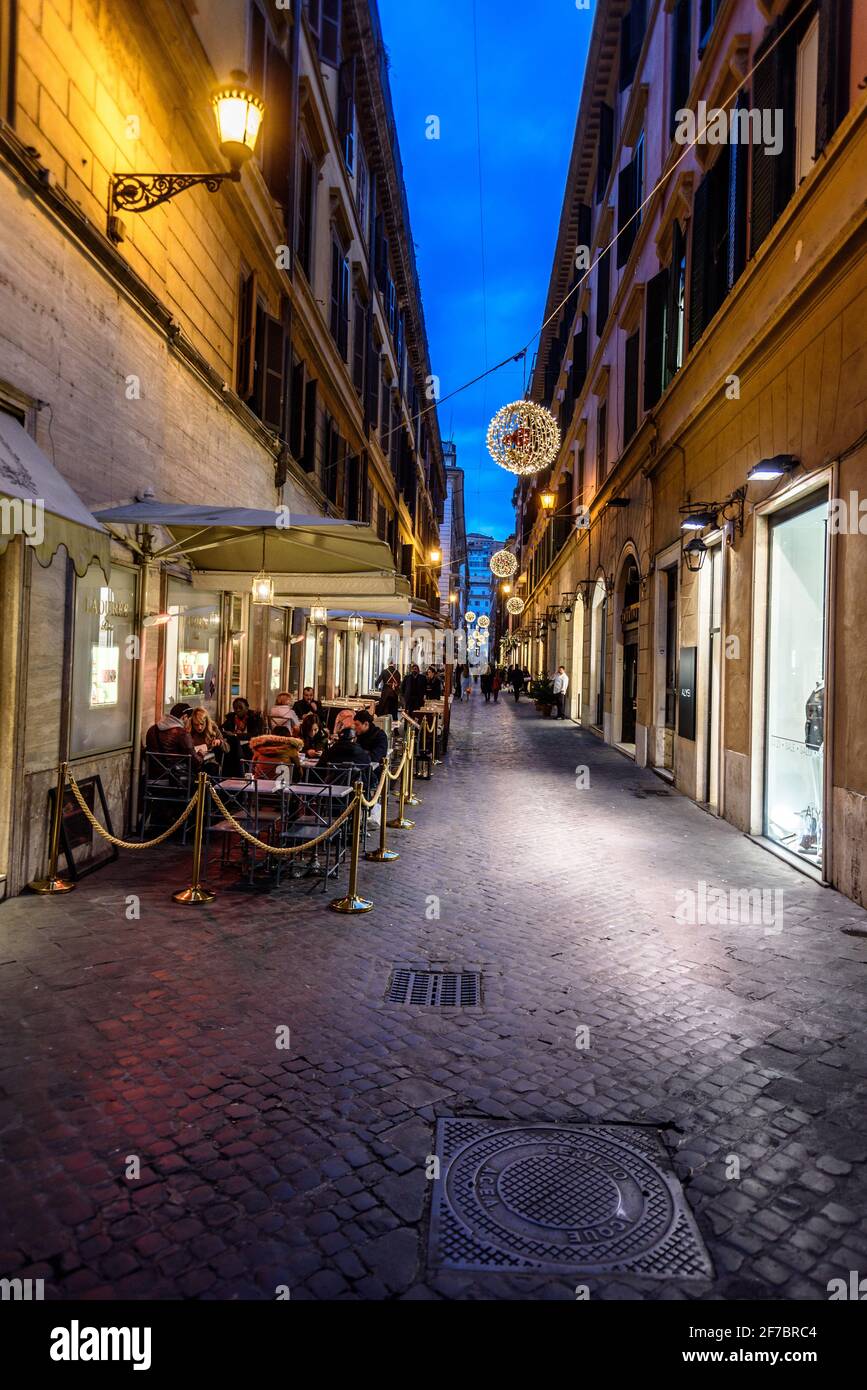 Rome tourists christmas hi-res stock photography and images - Alamy