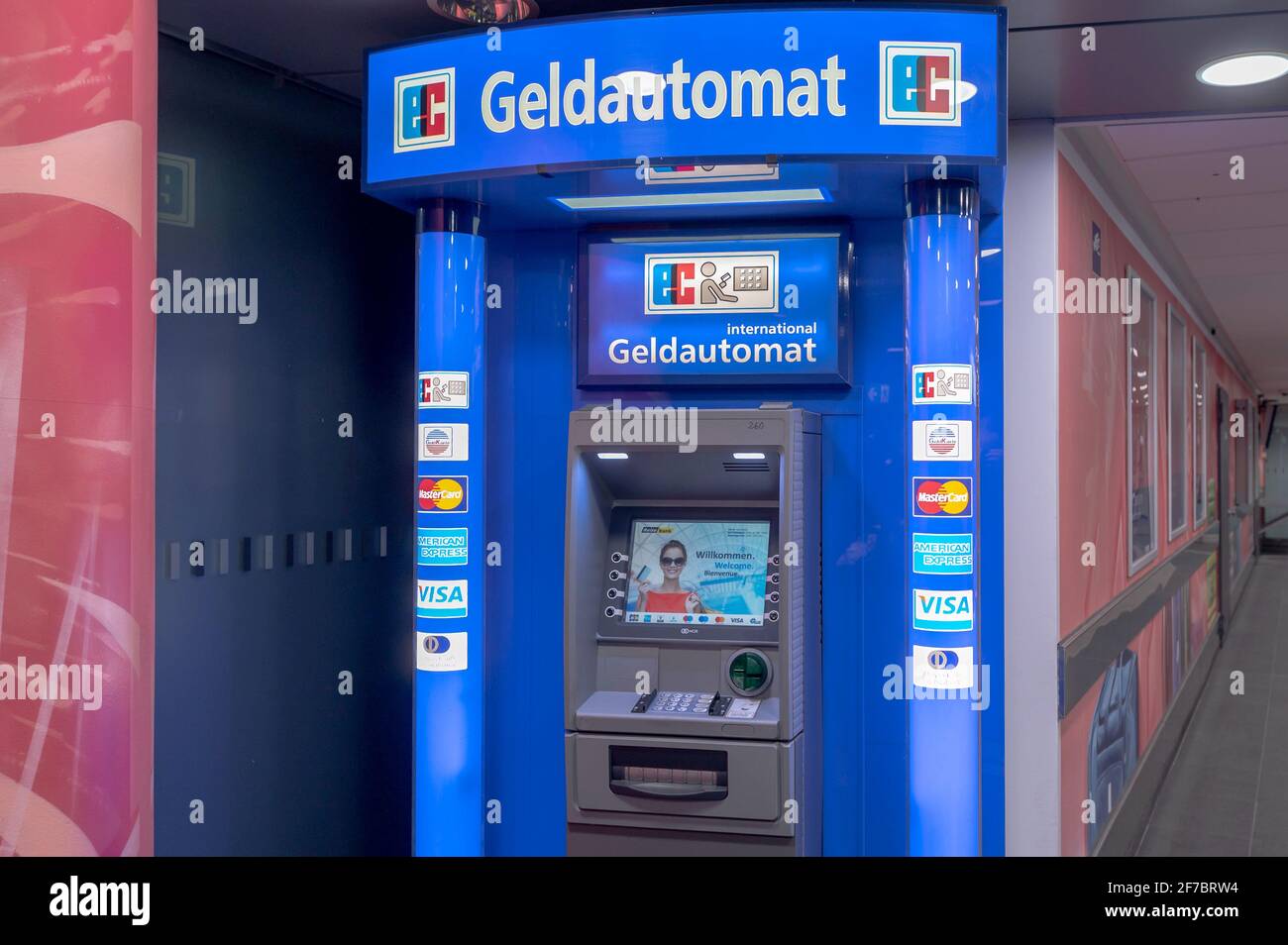 American international travel service hi-res stock photography and ...