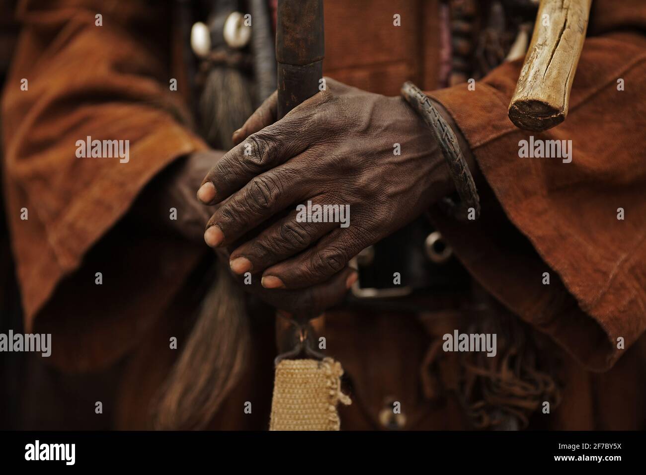 Dogon hunter hi-res stock photography and images - Alamy