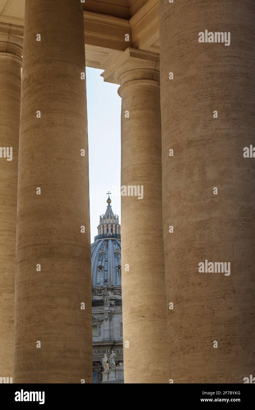 Bernini colonnade, San Pietro square, Rome, Lazio, Italy, Europe Stock ...